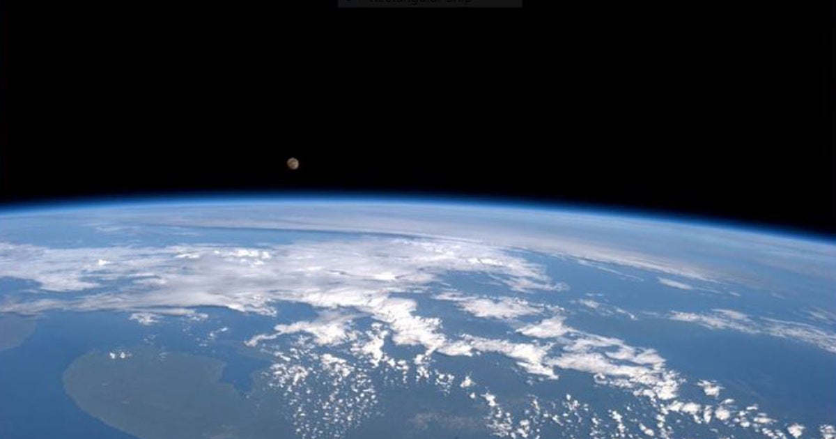 Pinterest in space: NASA astronaut 'pins' cosmic photos from orbit ...