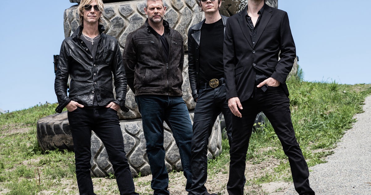 Duff McKagan feels right at home in Walking Papers - CBS News