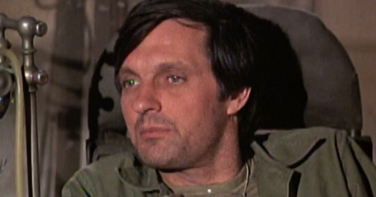 Alan Alda on his new show, least-favorite M.A.S.H. episode - CBS News