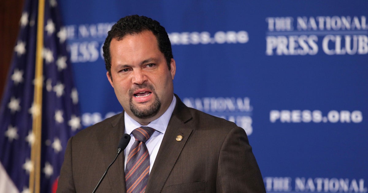 History-making runs turn black governor nominees into stars - CBS News