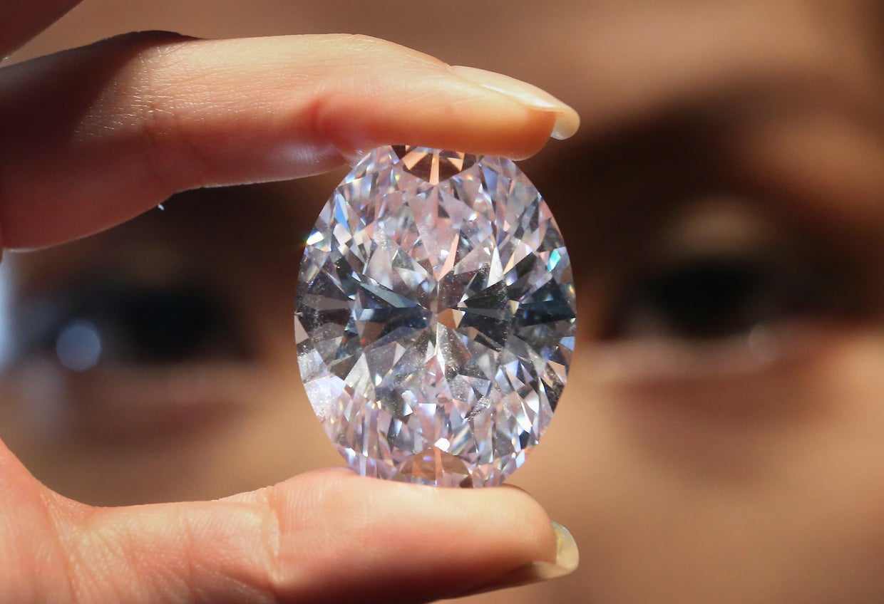 Massive flawless diamond goes to auction