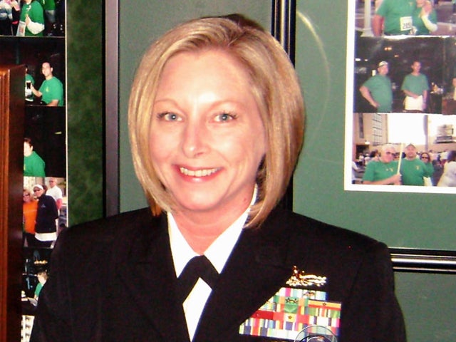 After taking to the streets, S.C. man finds kidney for wife - CBS News