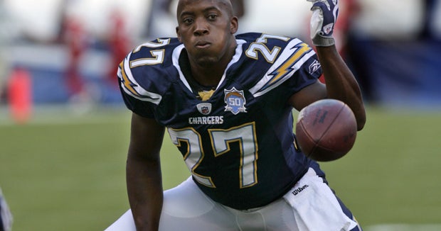 Paul Oliver, former NFL player, commits suicide in Ga. - CBS News