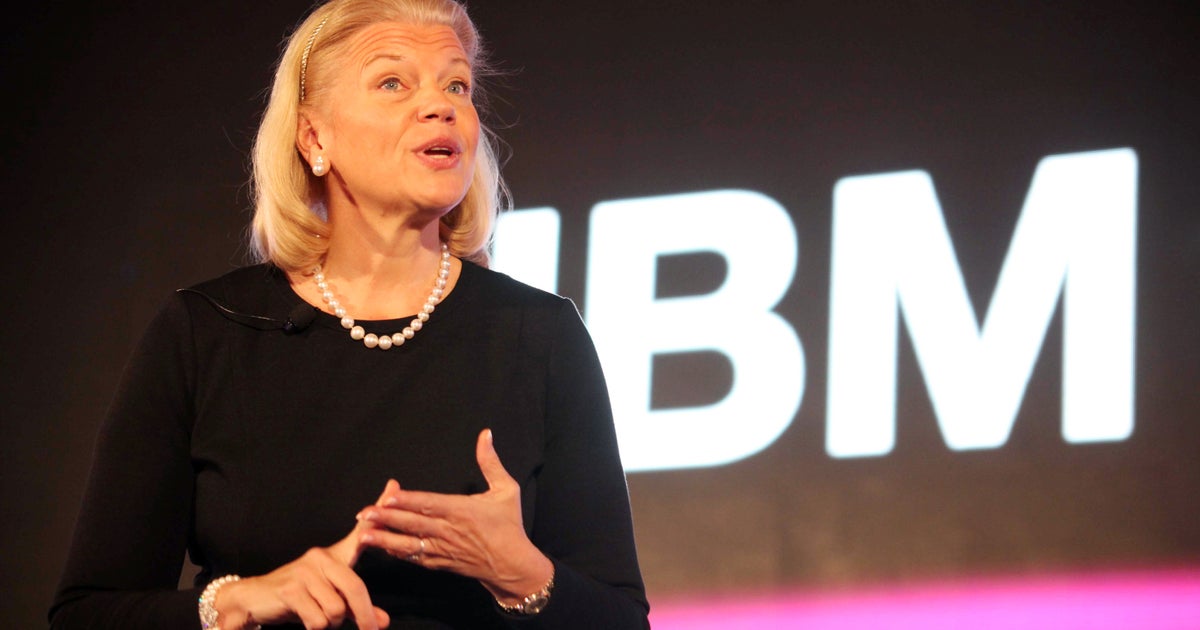 Female CEOs are few, but they outearn male bosses - CBS News
