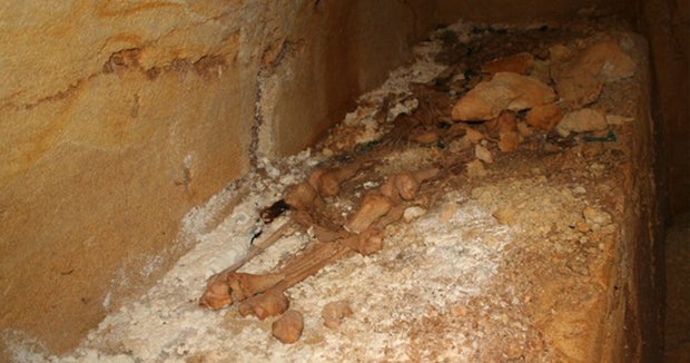 Skeleton thought to be Etruscan prince is actually a princess - CBS News