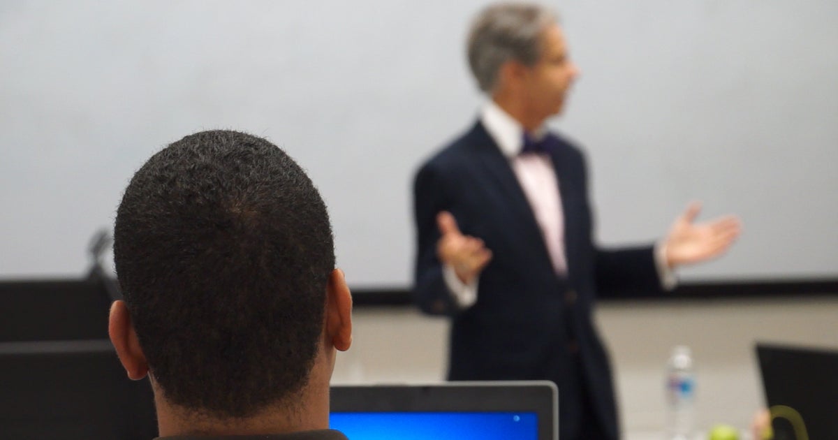 From combat to corporate: Professor helps veterans make the leap - CBS News