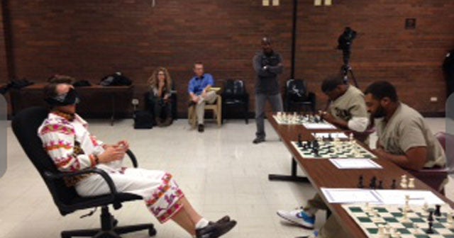 Inmate, checkmate: Chess grandmaster, blindfolded, takes on 10 ...