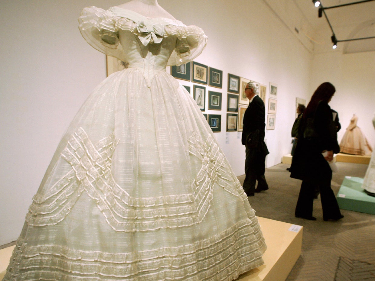 Oscar honors costume designer Piero Tosi