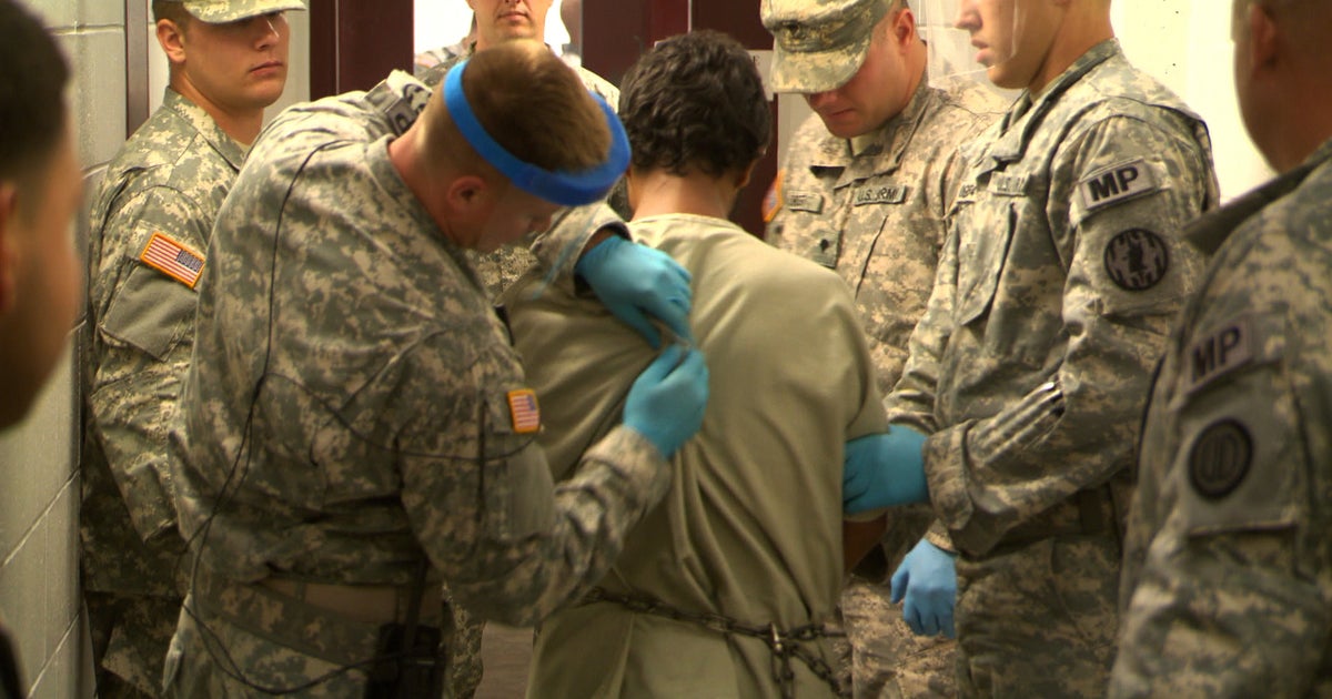 Life at Gitmo - CBS News
