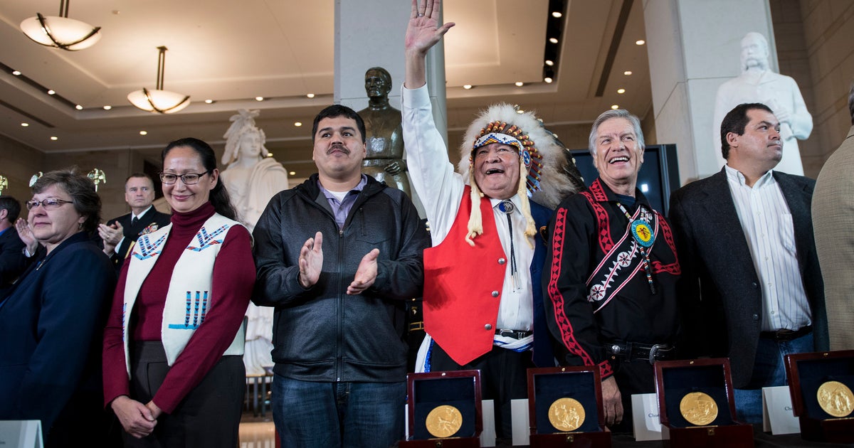 Congress honors Native American code talkers - CBS News