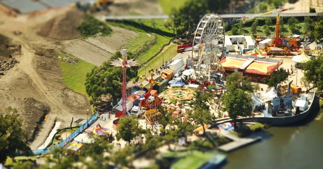 Time Lapse: Miniature Melbourne - CBS News