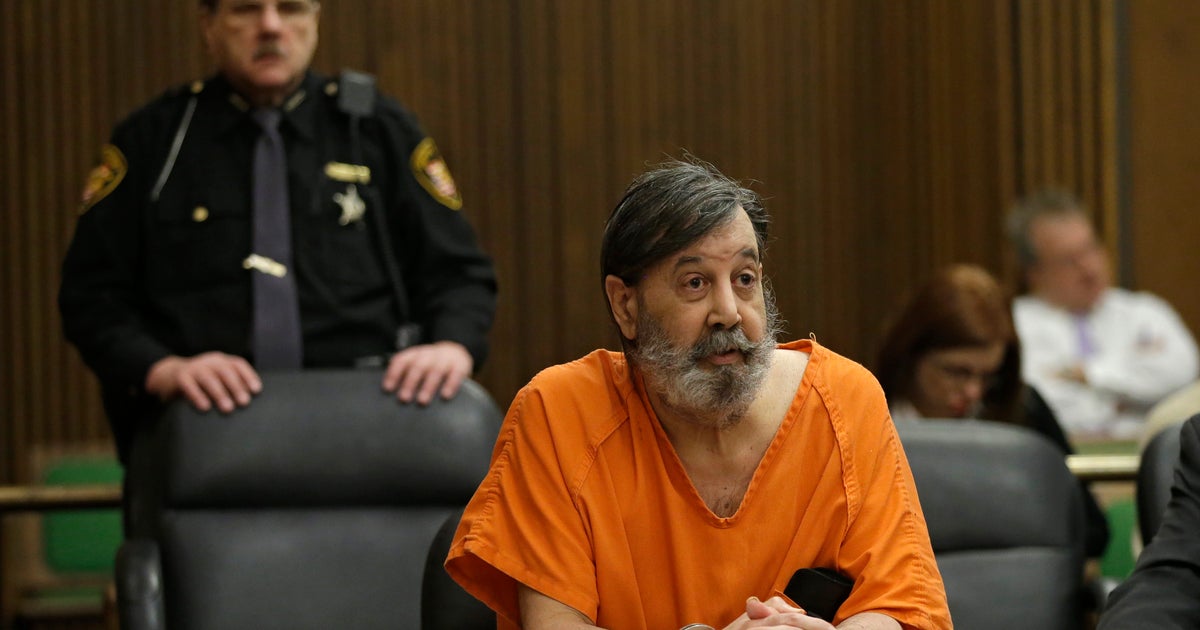 Ex-fugitive gets 28 years in $100M Navy charity scam - CBS News