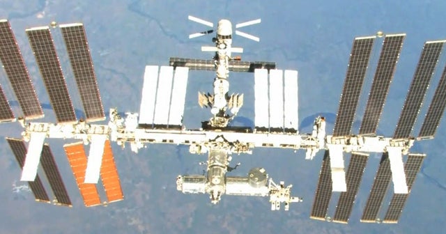 Spacewalk to be done with safety helmets, snorkels and absorbent pad ...