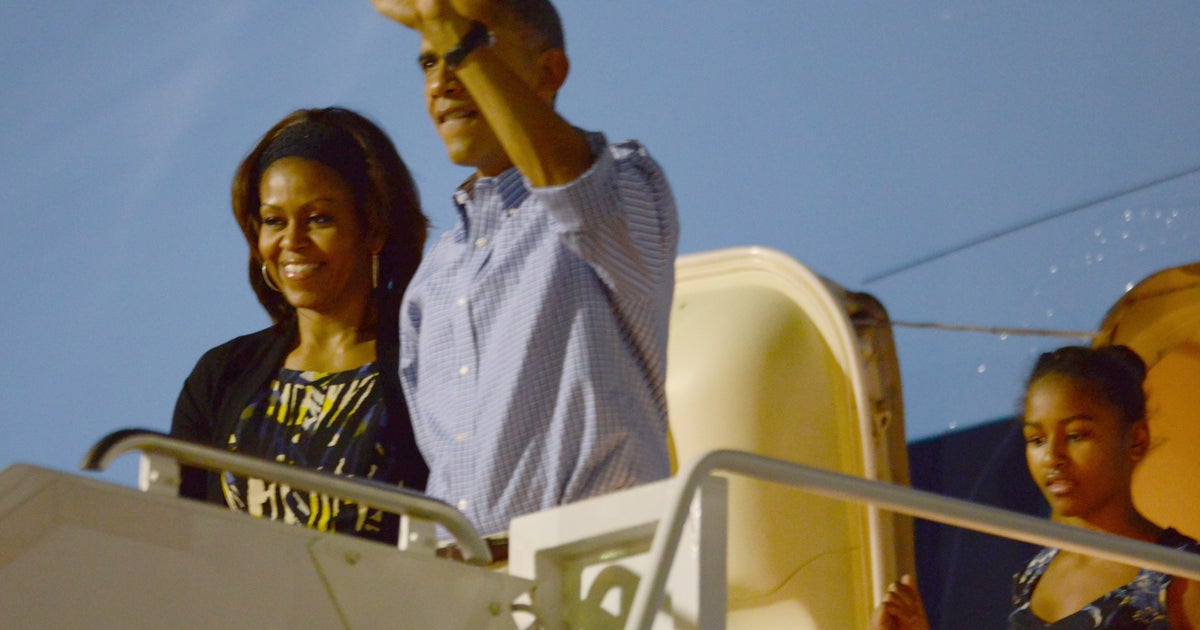 Obama signs budget deal, defense authorization bills into law - CBS News