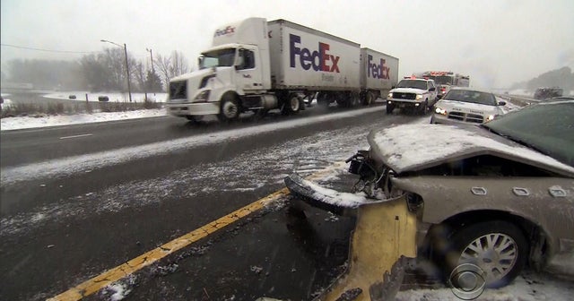 Ice, snow cause hundreds of accidents in Carolinas - CBS News