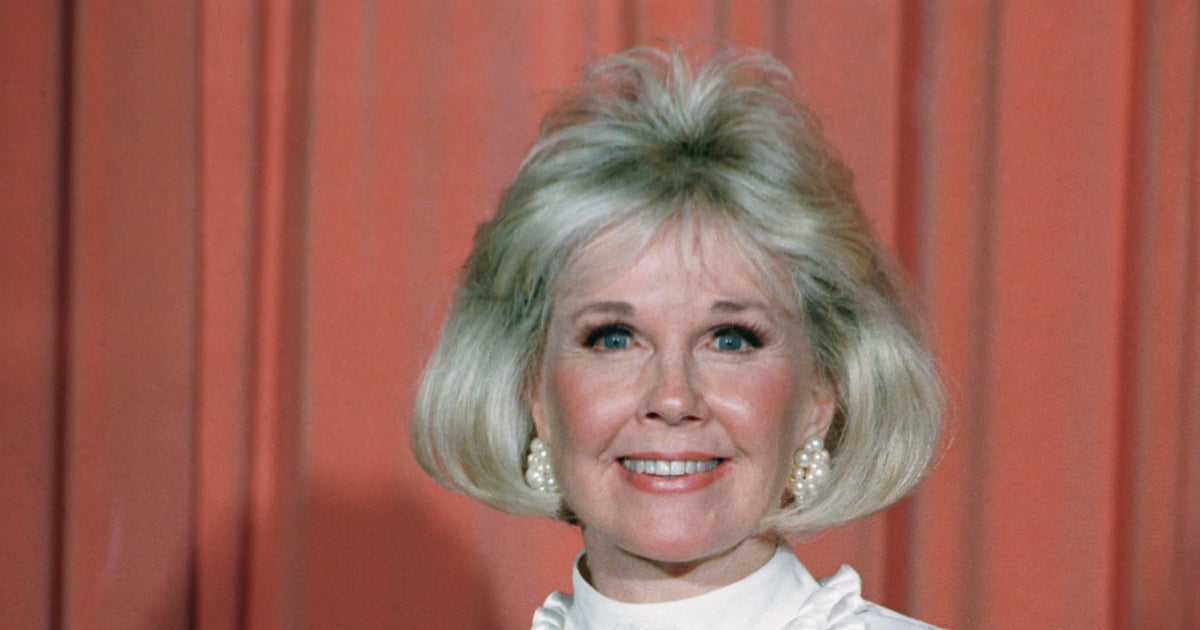 Doris Day to mark 90th birthday with auction to benefit animals - CBS News