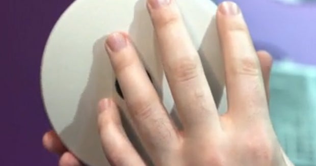 LED bulb delivers data through light, instead of Wi-Fi - CBS News