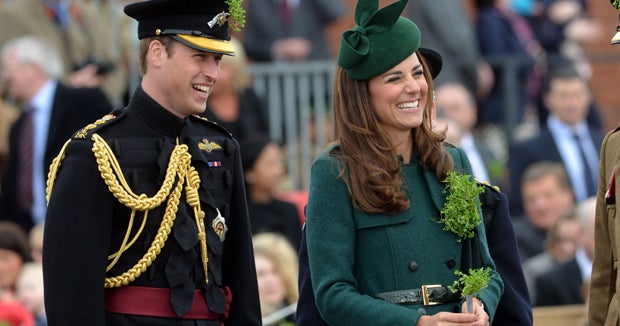 Prince William and Kate release new family portrait with Prince George ...