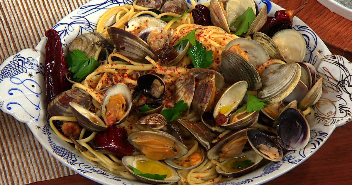 Chef Dave Pasternack’s south bay oysters on THE Dish - CBS News