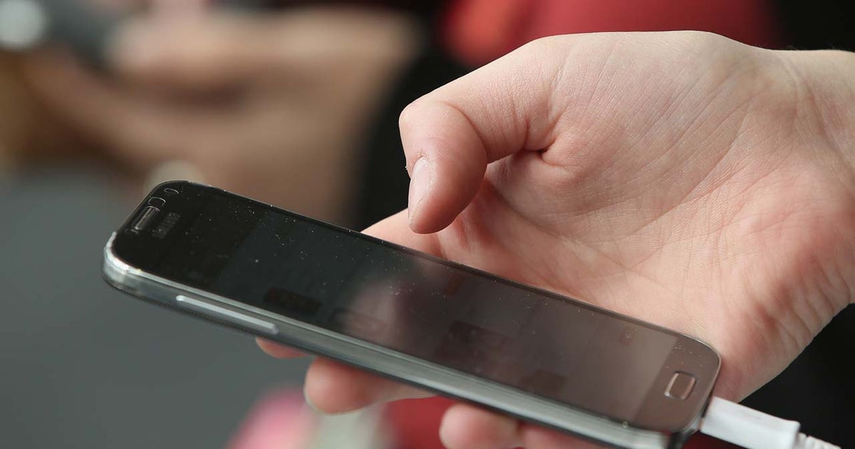 5 things you should know about your smartphone - CBS News