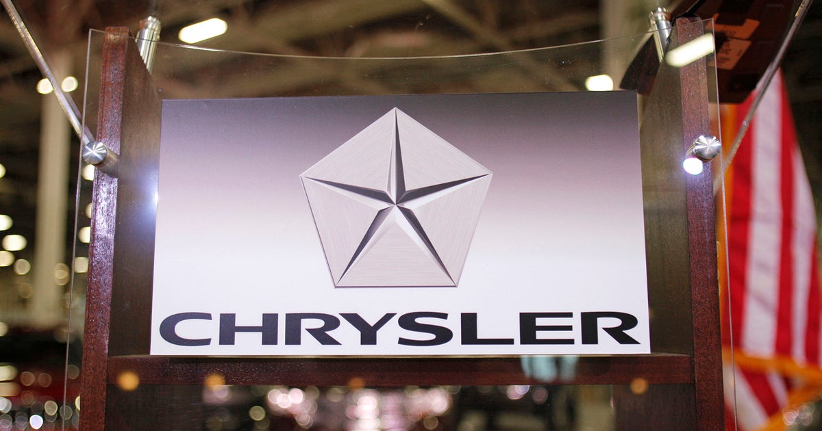 Auto group says nerve center defect behind Chrysler problems - CBS News