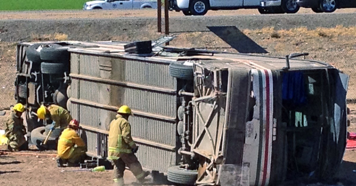 Deadly bus crash outside Blythe, California, near Arizona border - CBS News