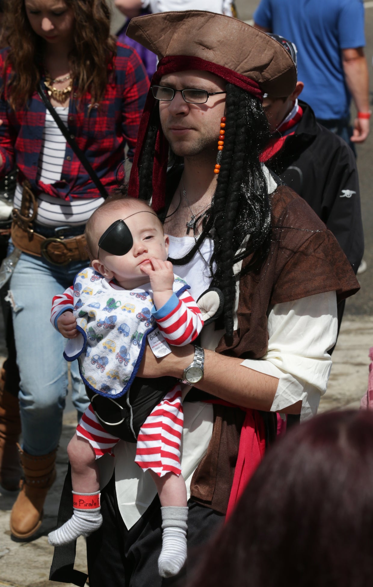 Pirates gather to break world record