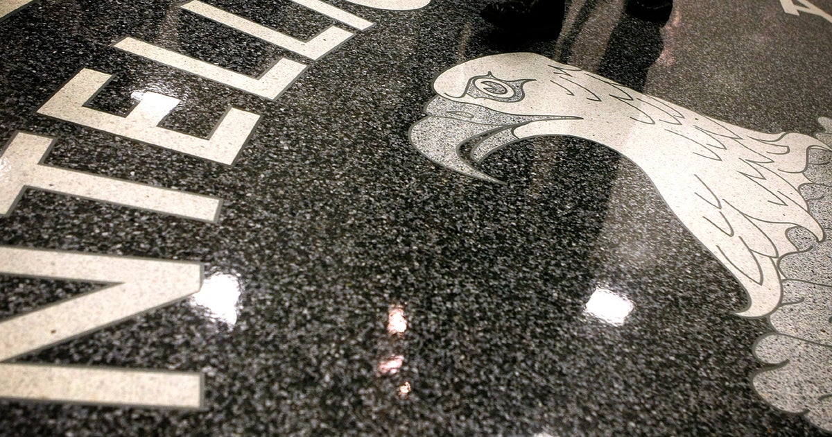 Rise of ISIS poses fresh challenges for U.S. intelligence - CBS News