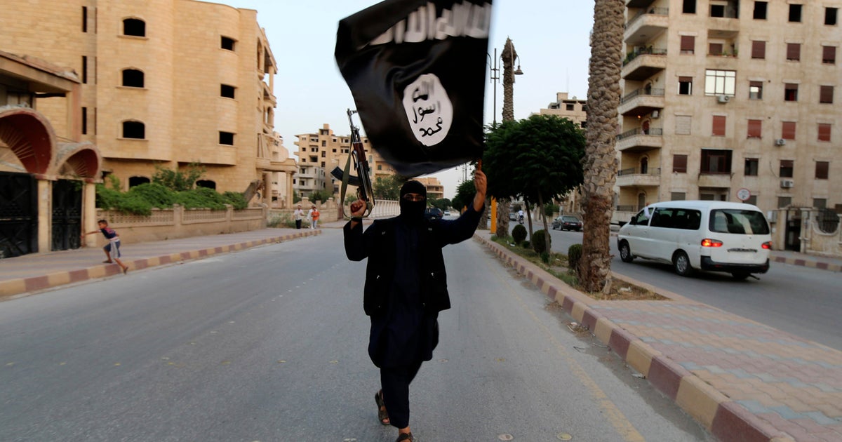 Official: ISIS' money running short because of U.S. bombing campaign ...