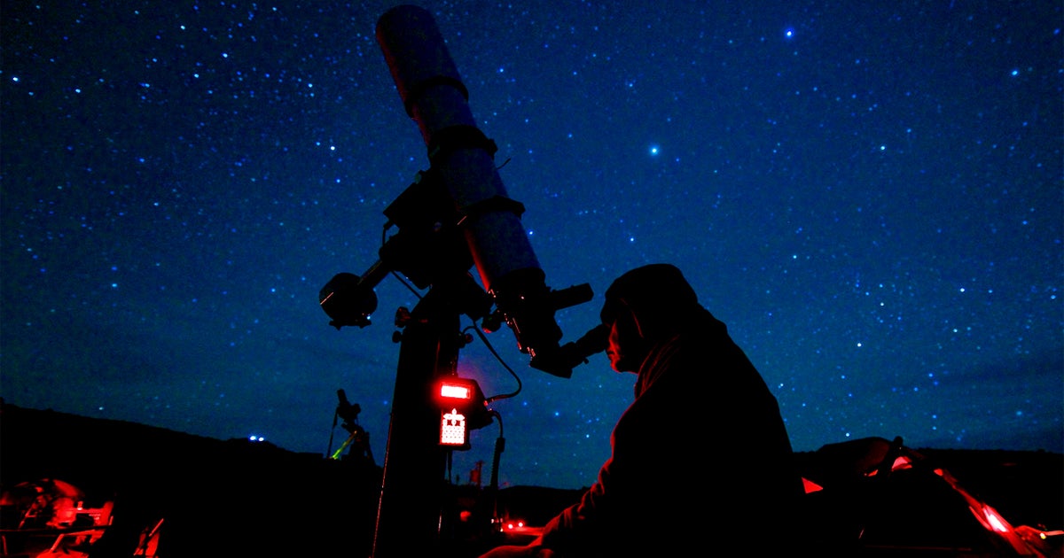Preserving the starry, starry night - CBS News