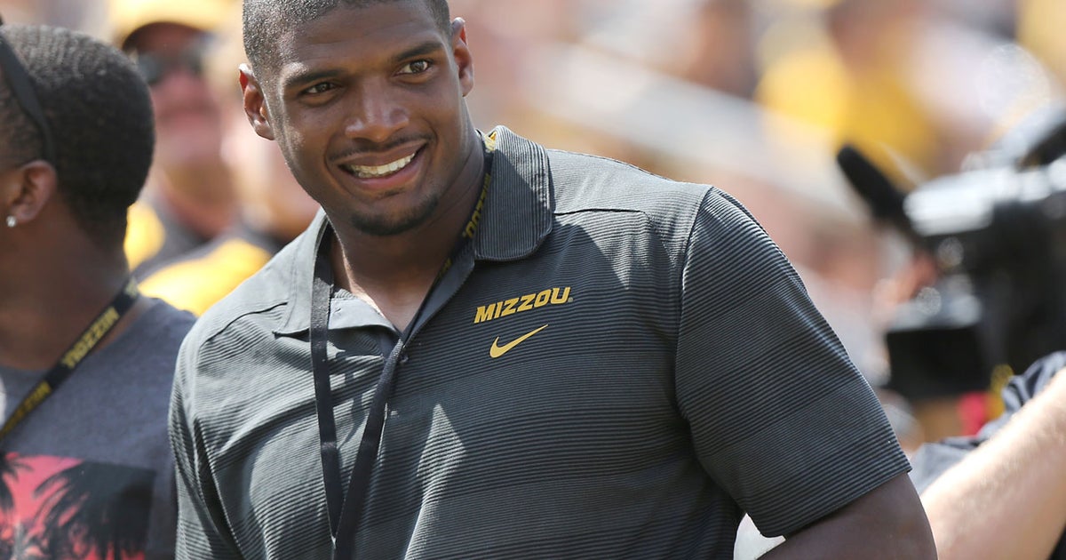 Michael Sam signed to Dallas Cowboys practice squad - CBS News