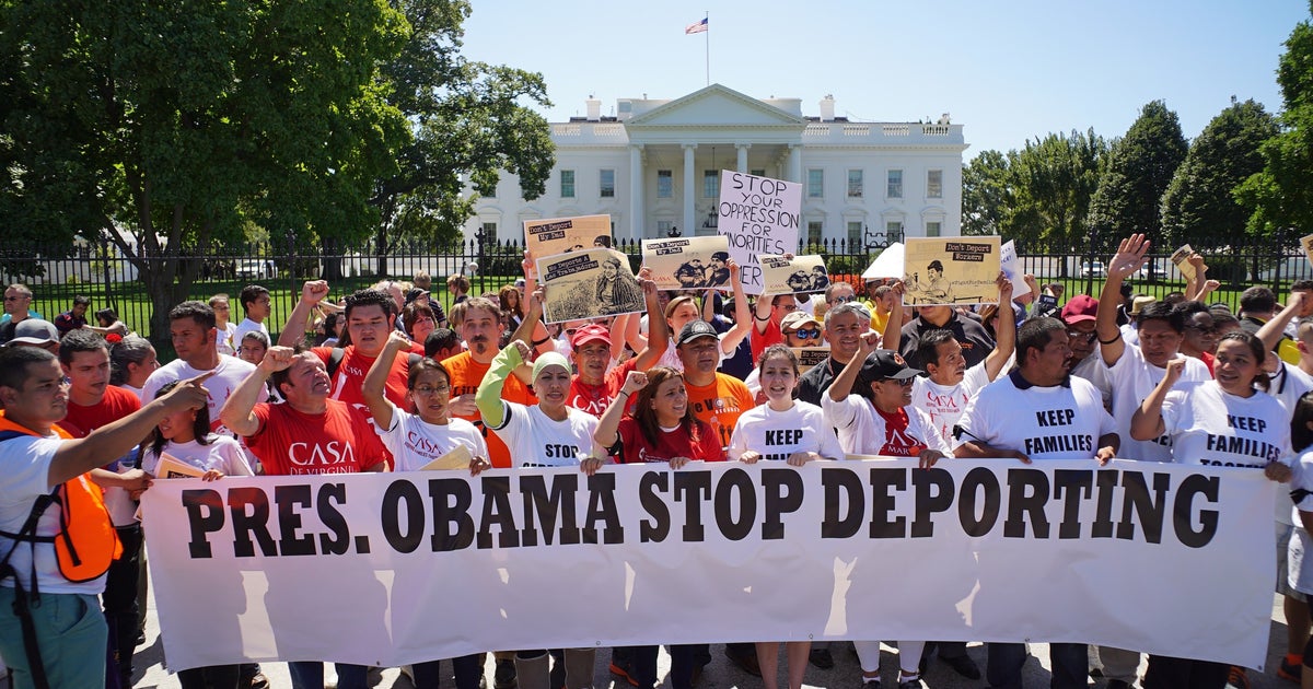 Obama's immigration delay was political, GOP and Democrats agree - CBS News