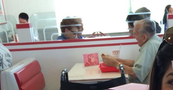 Picture of California widower dining with photo of late wife goes viral ...