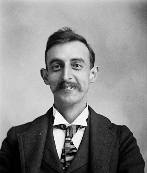 The mysterious images of Hugh Mangum - CBS News