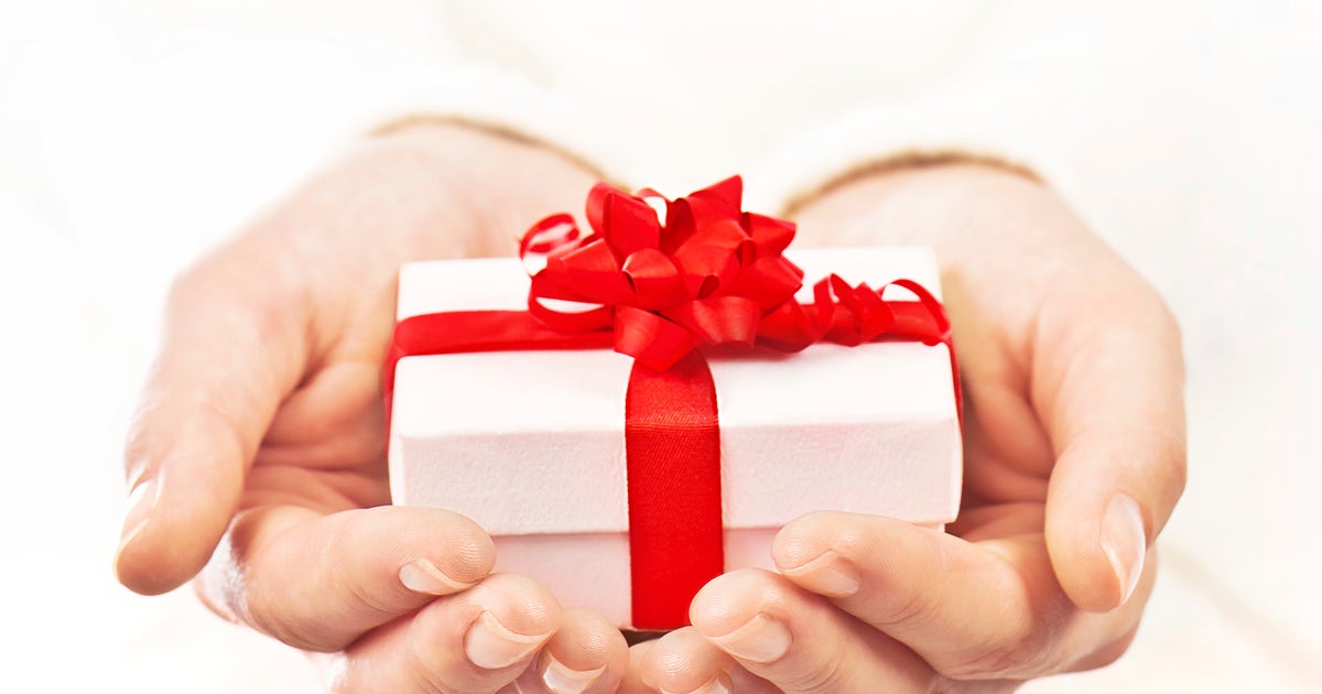 What employees really want for the holidays - CBS News