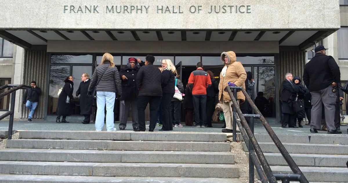 Power restored in Downtown Detroit after major outage - CBS News