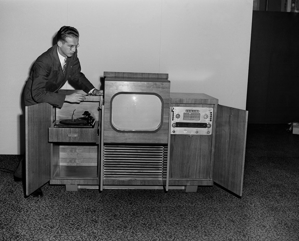 The evolution of the television set