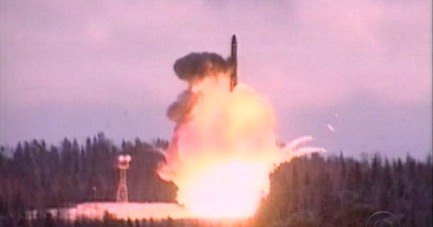 15 years ago: When America freaked out about Russia's nukes - CBS News