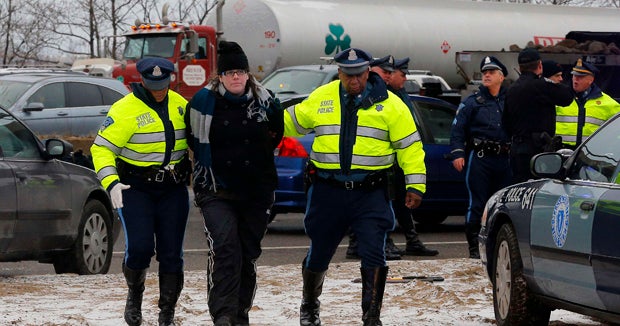 Anti-police-violence protesters block Boston-area highway - CBS News
