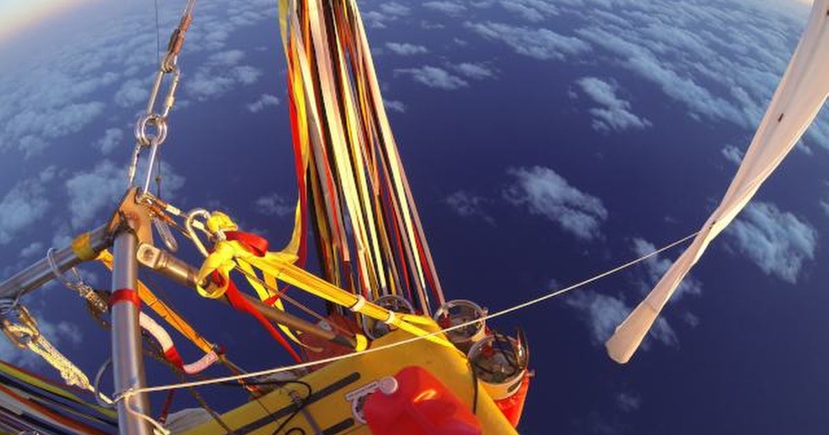 Balloon pilots make history with trans-Pacific flight - CBS News