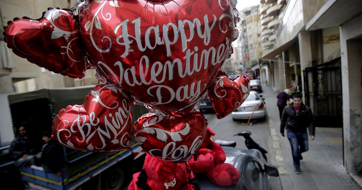 A Rand Paul valentine to Hillary Clinton - CBS News