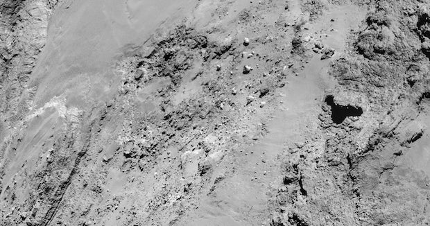 Rosetta's first flyby close-ups of comet 67P - CBS News