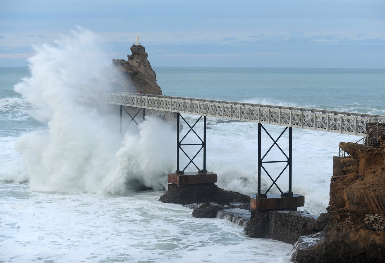 The biggest waves to batter our world's coastlines