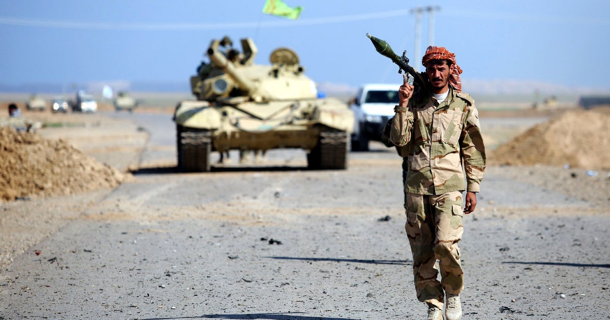 Iraq, Iran forces push on toward ISIS-held Tikrit - CBS News
