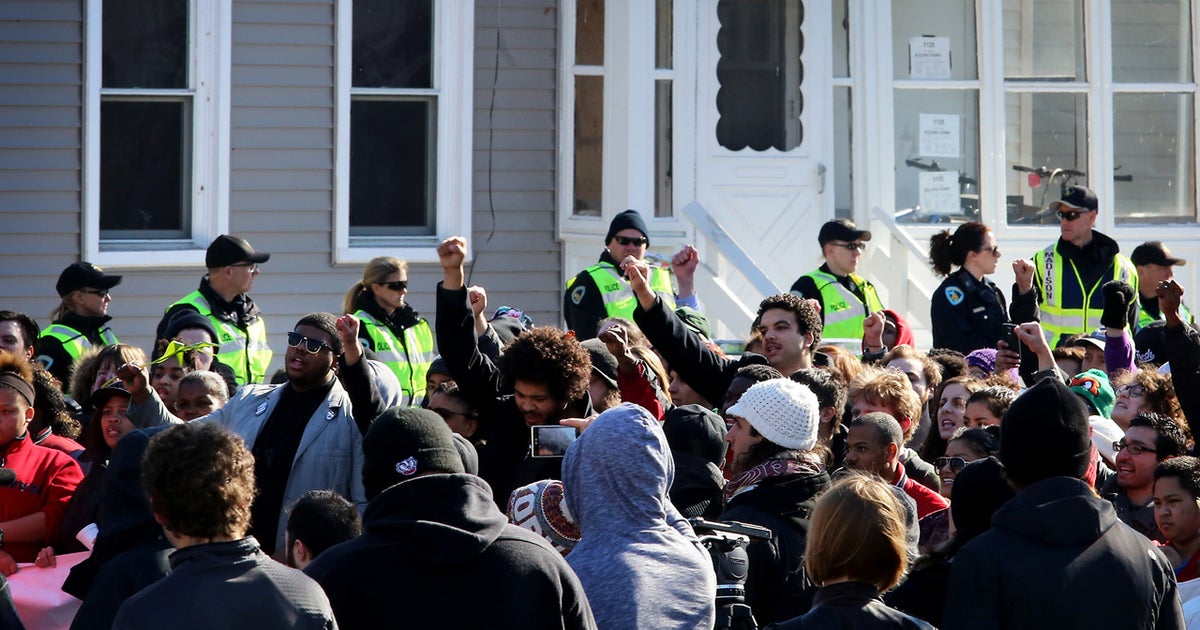 Tony Robinson shooting: Wisc. struggles with cop killing of unarmed ...