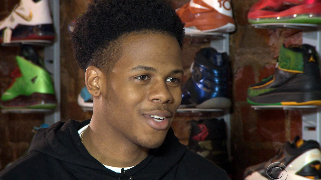 "Sneaker Pawn" sees success after a year in business - CBS News