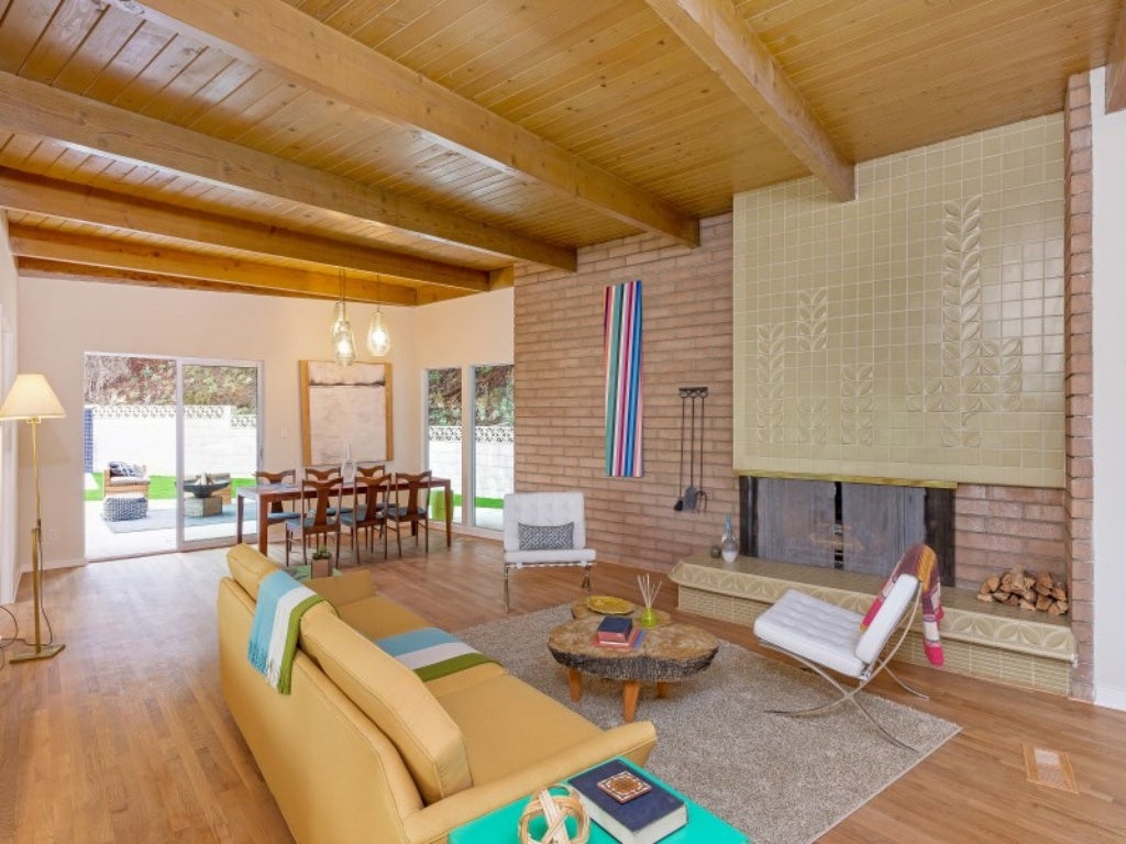 10 homes that belong in "Mad Men"