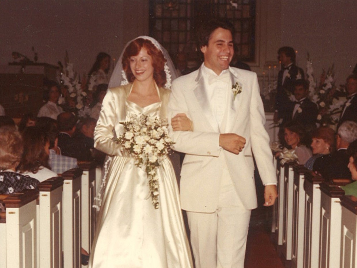 The unusual deaths of the two Mrs. Henthorns