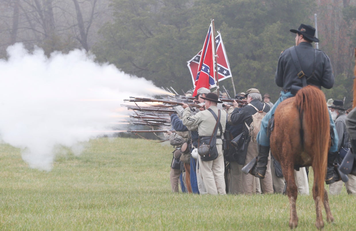 Lee surrenders to Grant at Appomattox: 150th anniversary of Civil War ...