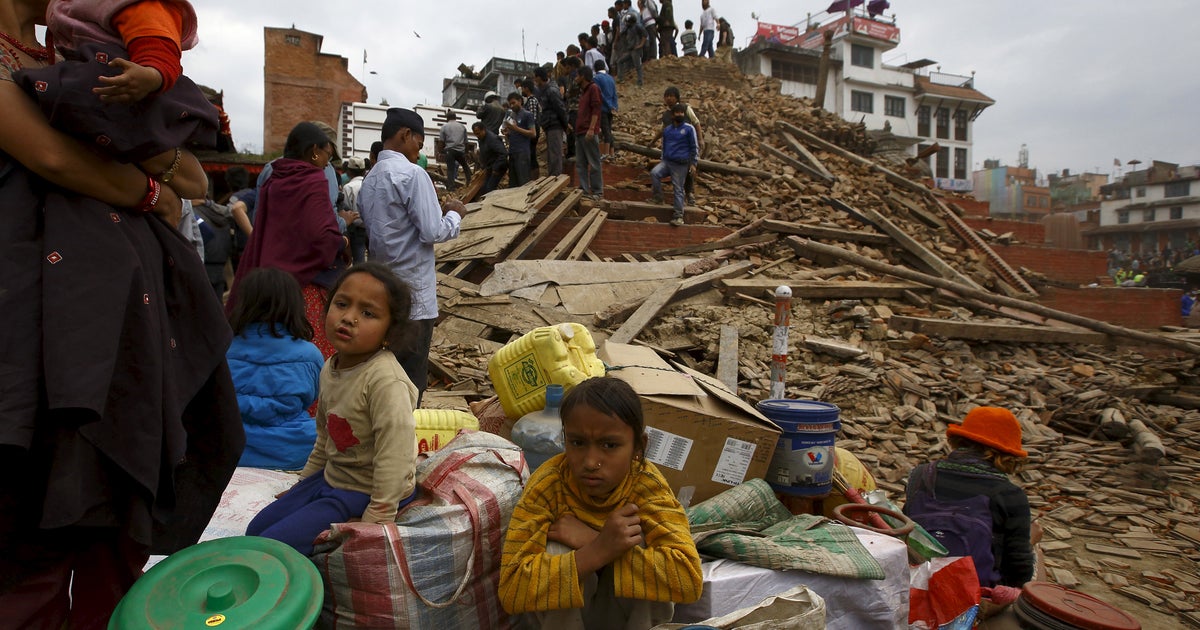 Nepal earthquake death toll passes a thousand, almost certain to rise ...
